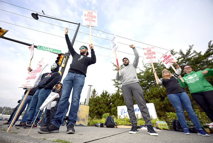 33K Boeing factory workers strike over wages | News, Sports, Jobs ...